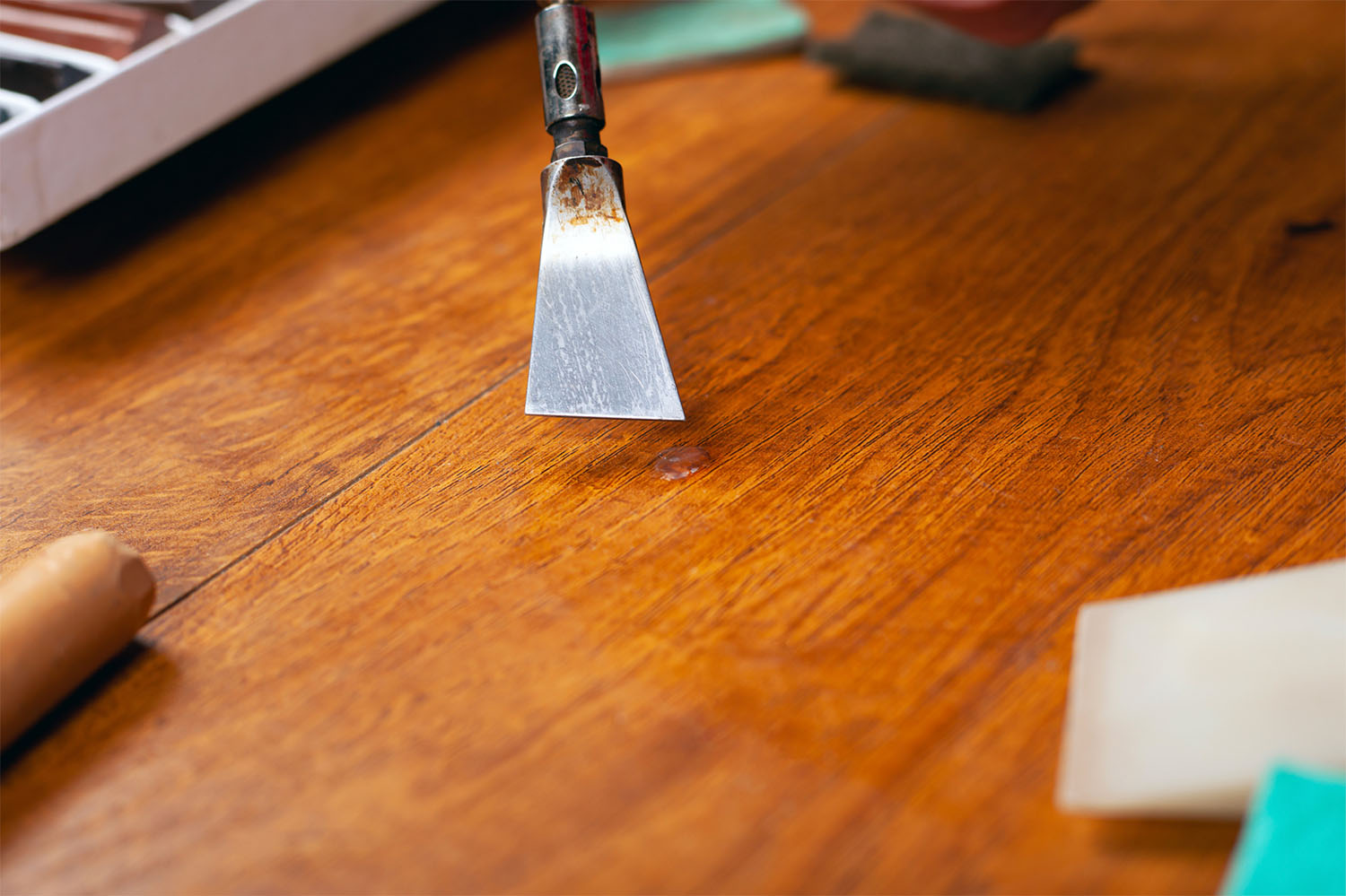 A Step-by-Step Guide to Repair Damaged Engineered Flooring